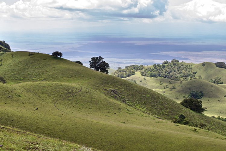 Travel Diaries: Places to Visit in Chyulu Hills - African - Real Estate ...